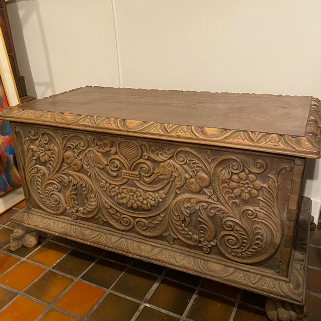 Carved wood trunk store