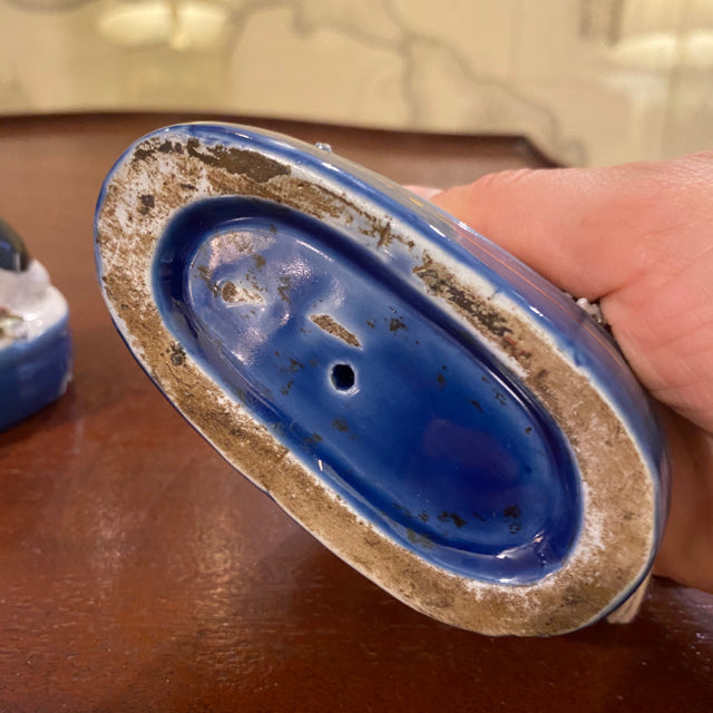 Staffordshire rabbits – Re Antiques