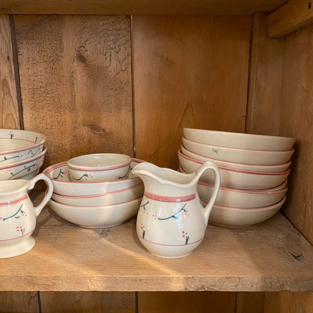 Set of Hartstone Pottery Dinnerware, 65 pieces – Re Antiques