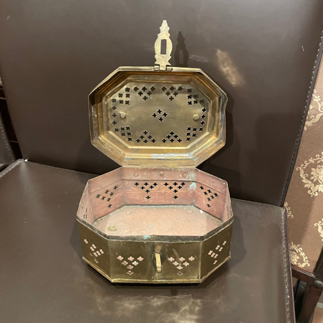 Mughal Indian Polished Brass Pierced Incense Box – Re Antiques