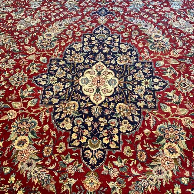 Red and Navy Blue Floral Persian Rug 8'3" x 11" – Re Antiques