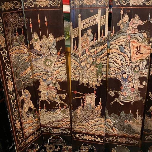 8 panel Chinese screen seperated early one – Re Antiques